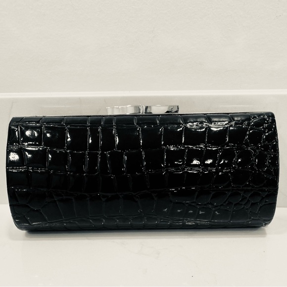 La Regale | Bags | La Regale Black Clutch Purse W Silver Hardware ...